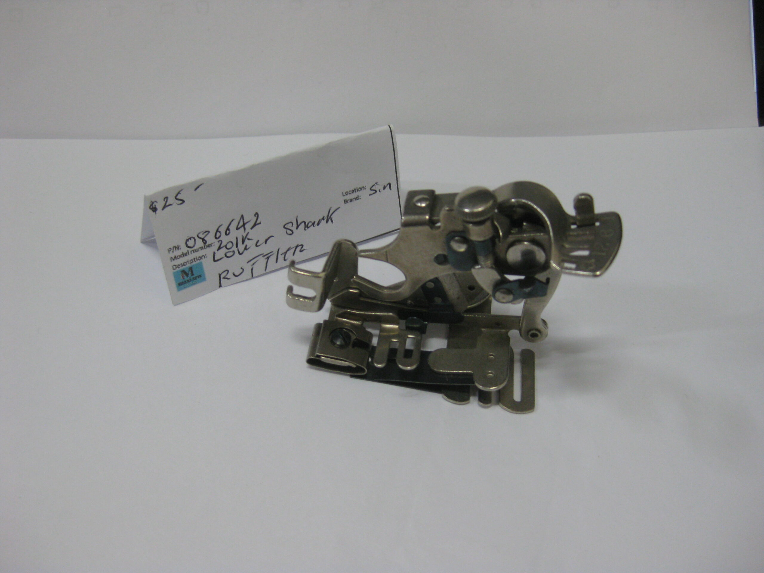 086642 low vertical shank ruffler, USA made. For all singer low shank ...